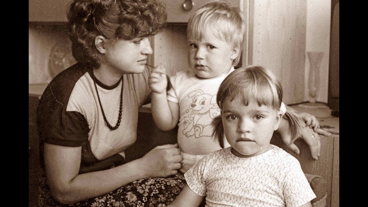 10. Theodor - Family guy feat. Filip Pelc (prod. Sense) [official video ...