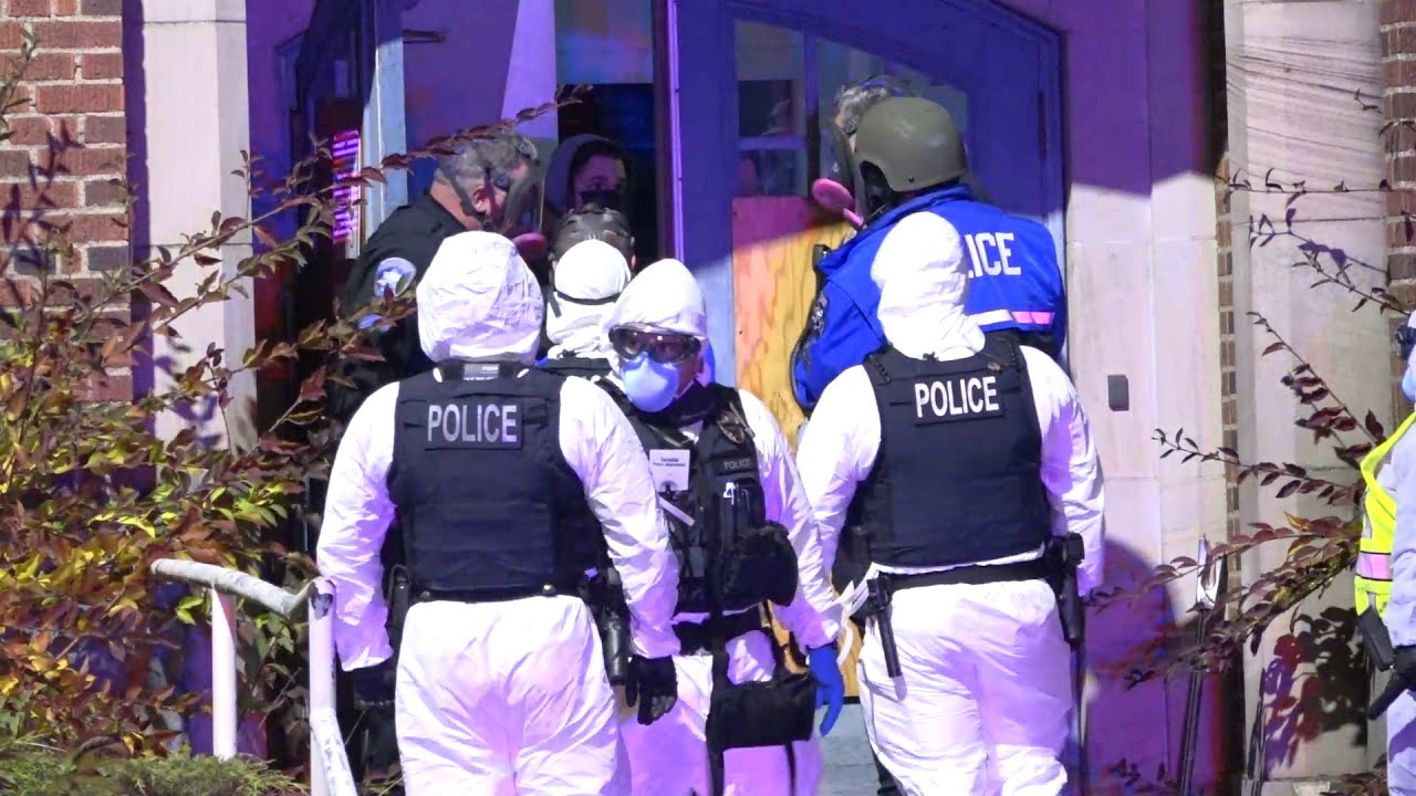 Gault Middle School Taken Over by Protesters in Tacoma - YouTube