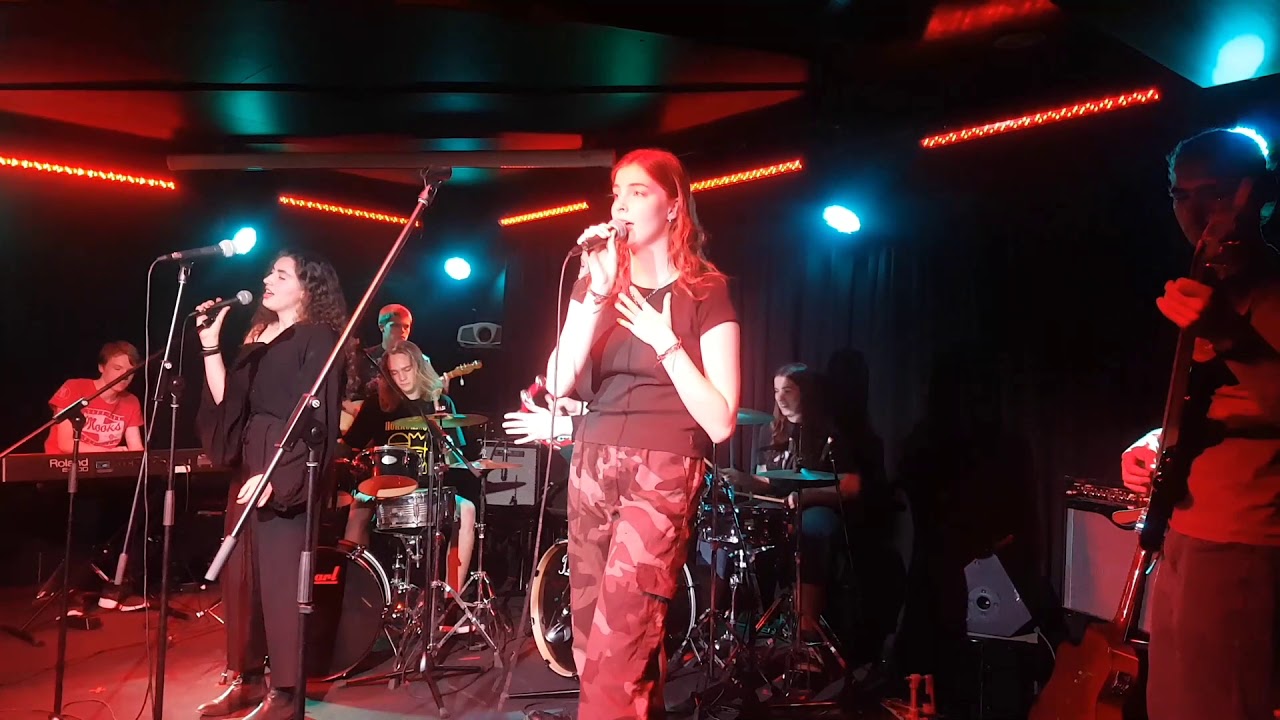 Lara Anderson - School of Rock - 2019 - YouTube