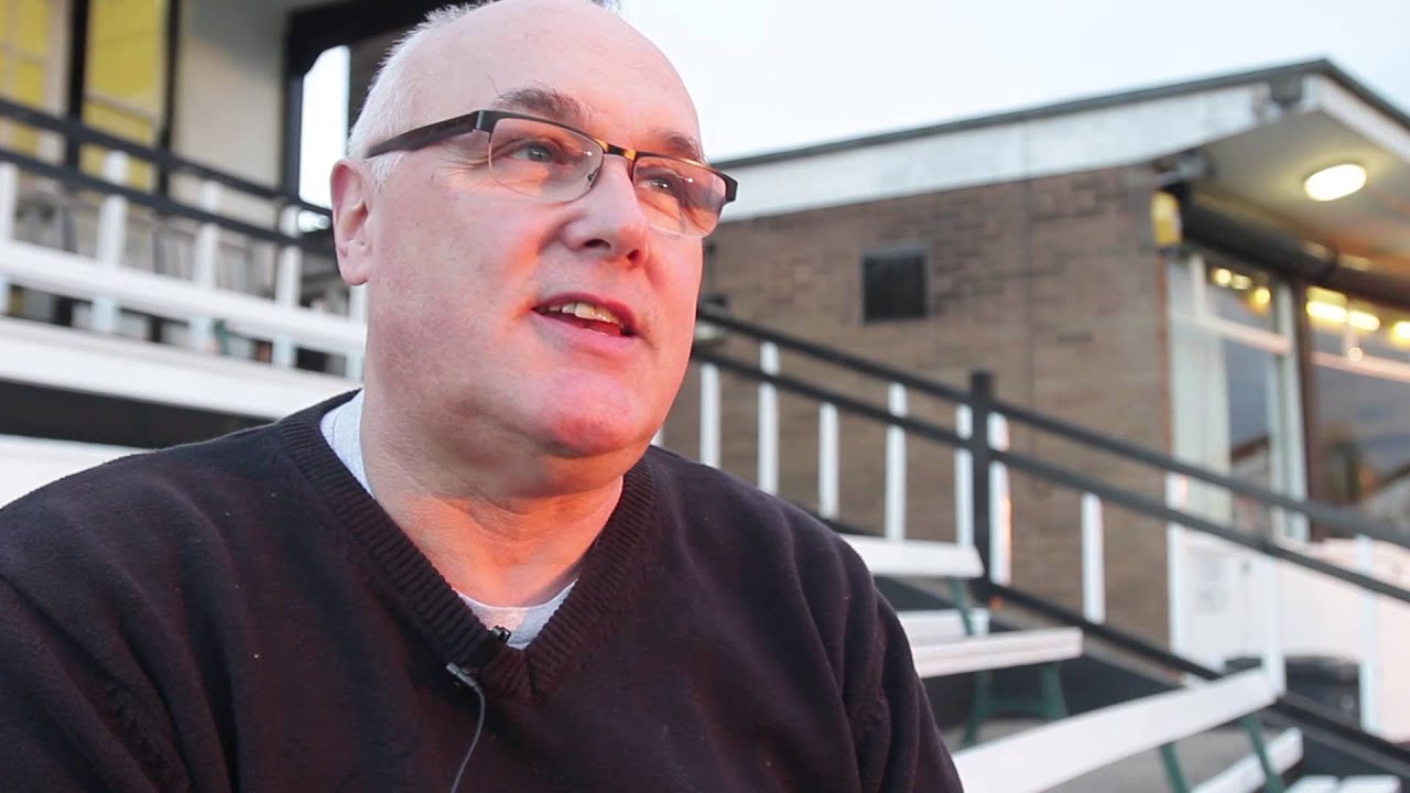 Steve Madeley talks to West Brom supporters - YouTube