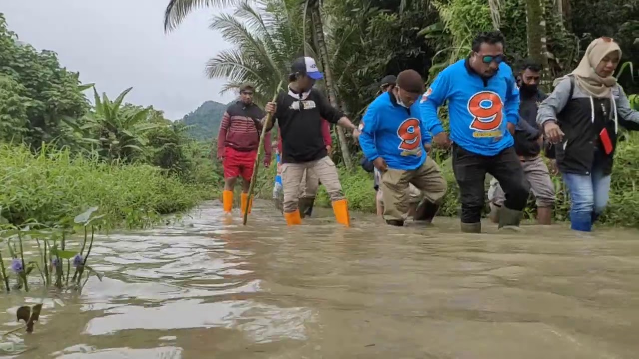 Suasana Perjalanan Menuju Perkampungan Anak Suku Tobelo Dalam - YouTube
