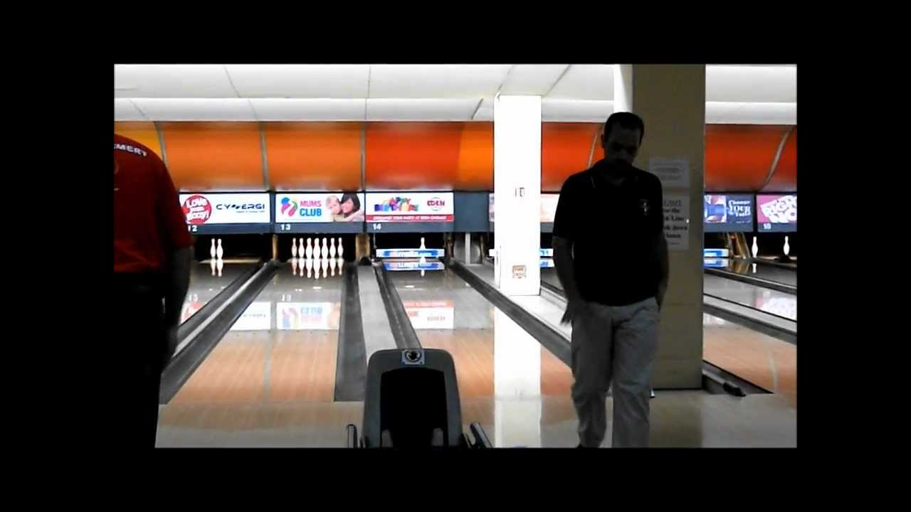 Ten Pin Bowling Malta Open June 2011 clip 1.wmv - YouTube