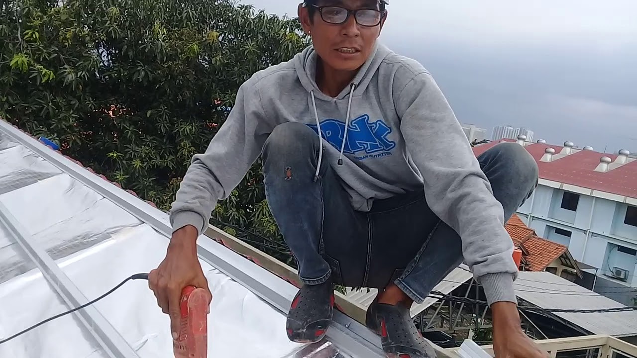 Cara pemasangan rangka atap tahap 5 - YouTube