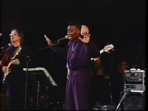 Dezi Phillips & Leo Najar - Superstition.mp4 - YouTube