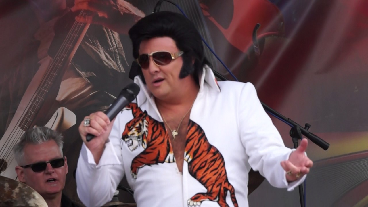 Jeremy "Elvis" Pearce & the Memphis Sons Live in Monterey - "Hound Dog ...