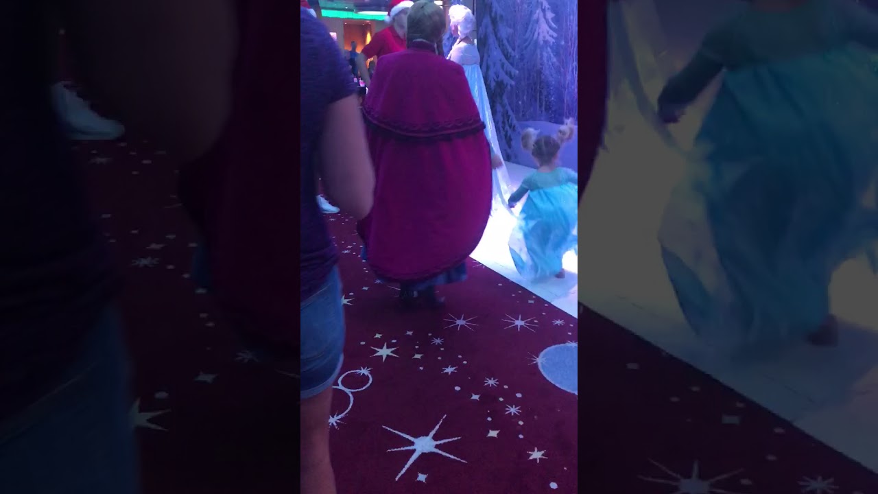 Molly Meets Anna and Elsa - YouTube