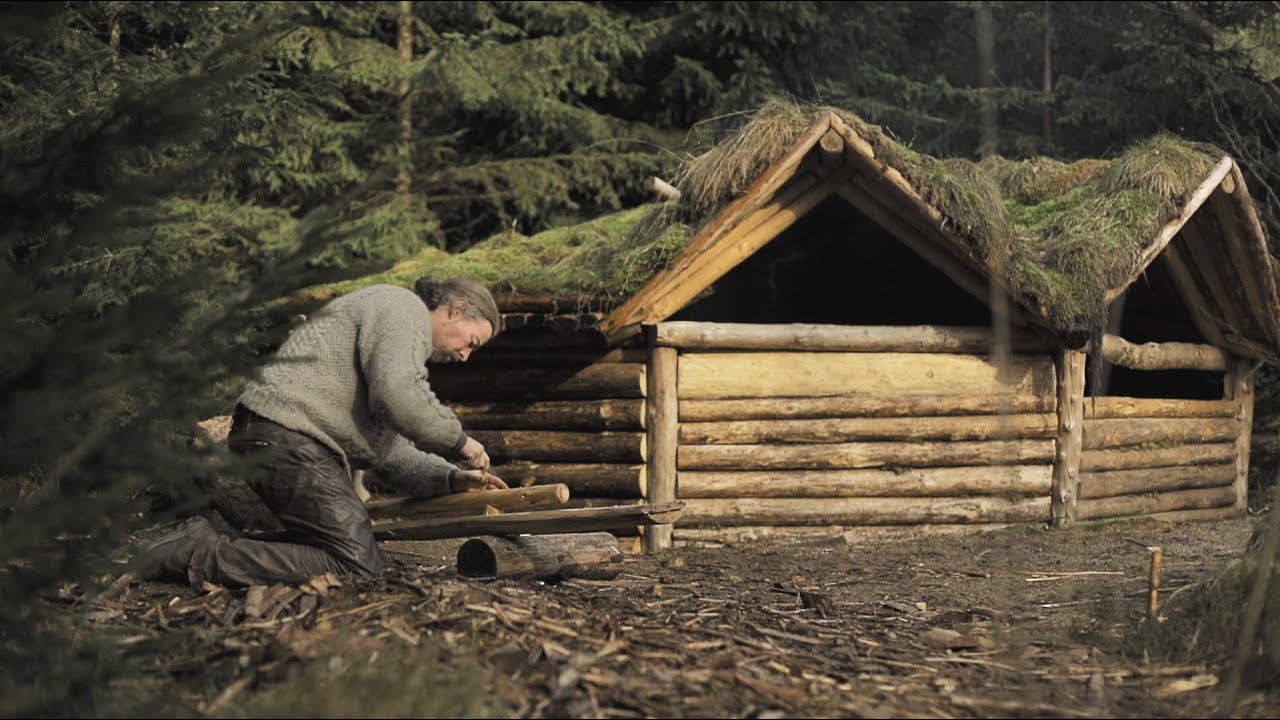 Bushcraft Build: 13 Shelter/Fire Cabin - Handles for the lower windows ...
