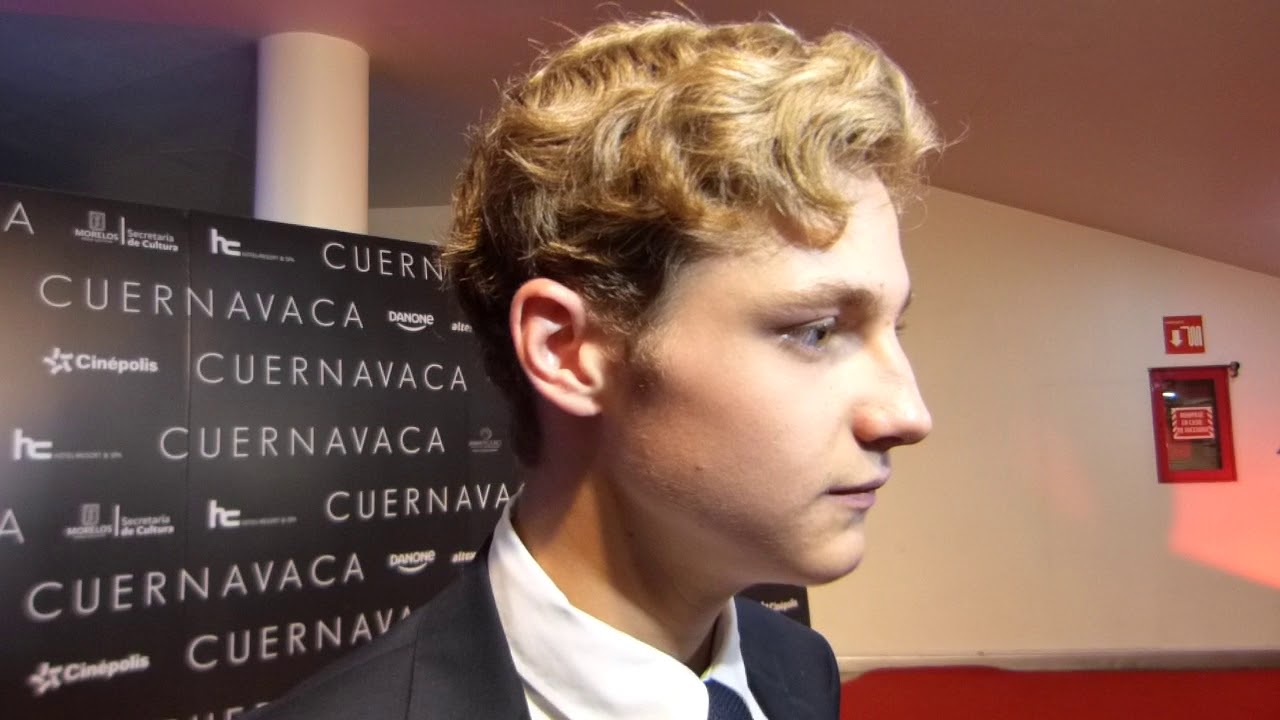 Emilio Puente tiene una conversión fílmica en "Cuernavaca" - YouTube