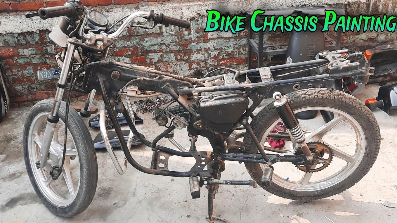 Motorcycle Chassis Painting In Home || How Bike Frame Paint At || Qamar ...