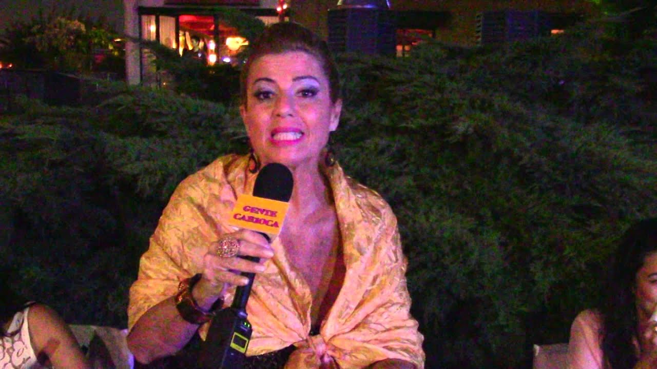 Cida Moraes confere o Reveillon de Buenos Aires - YouTube