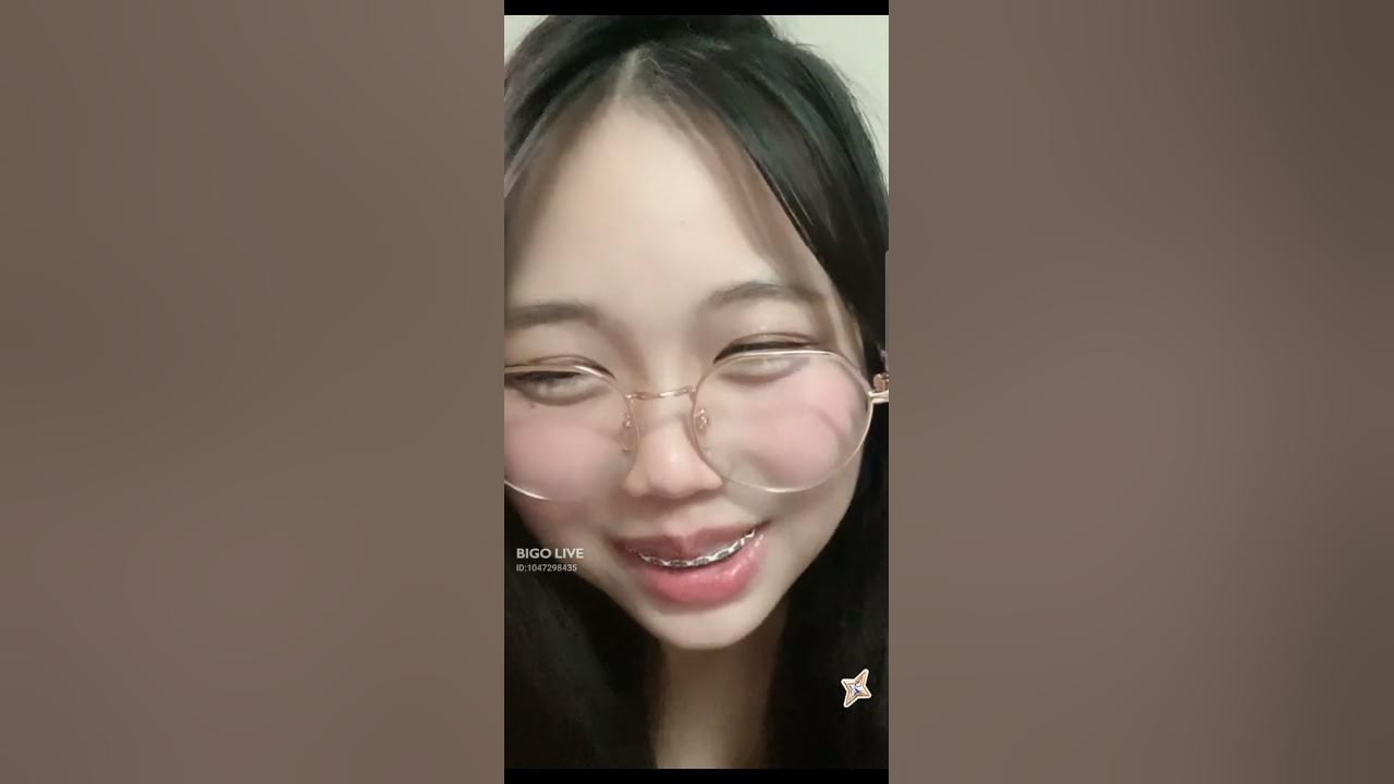 So cute girl #617 - YouTube