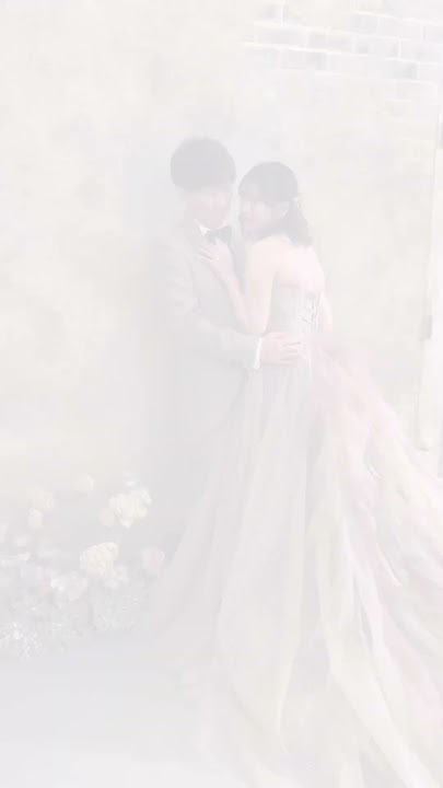 お花を組み合わせたフォトが魅力的🌷 スタジオaim フォトウェディング ウェディング 結婚式 結婚写真 ブライダルヘア 結婚式ヘア