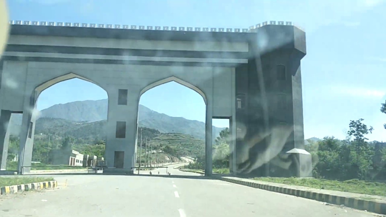 Swat charbagh bazar awr swat university ka dawora - YouTube