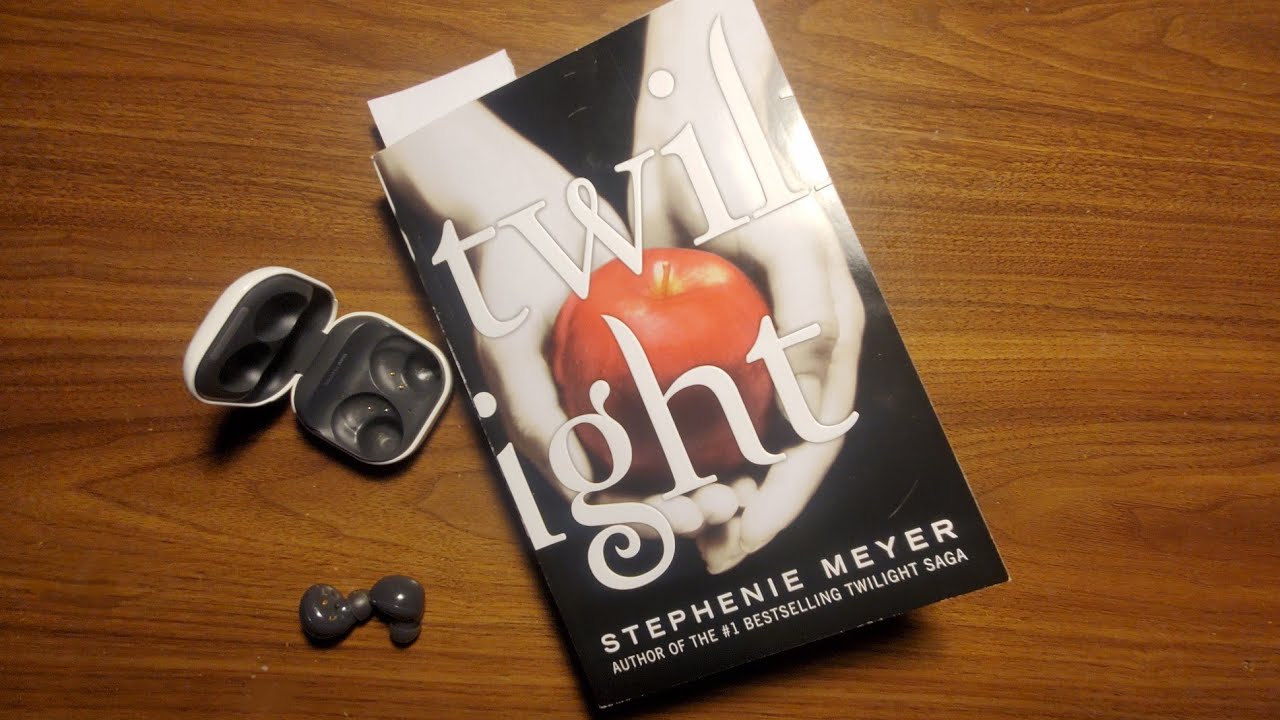 Twilight Audiobook - Chapter 1 "First Sight" - YouTube