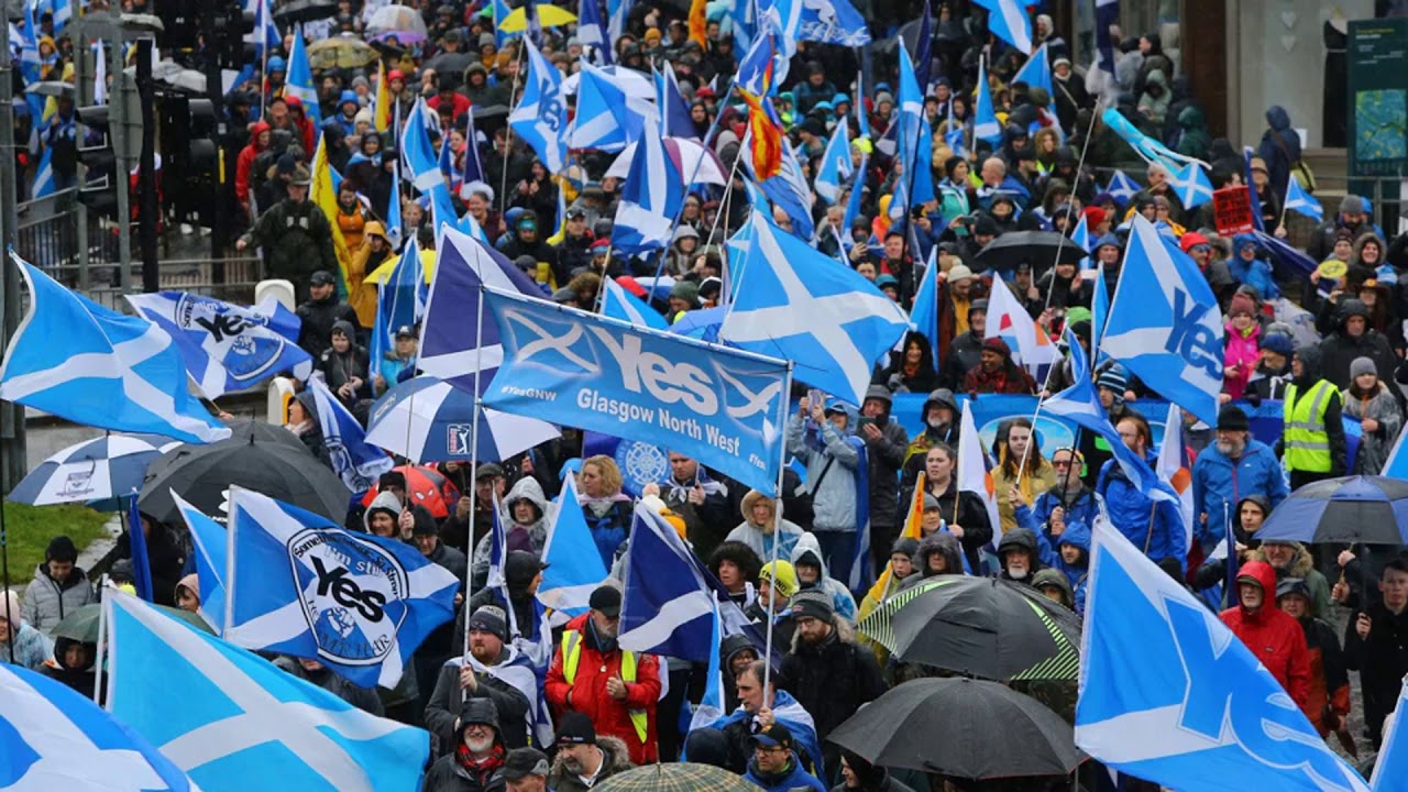 Around 80,000 join Glasgow march for Scottish Independence - YouTube