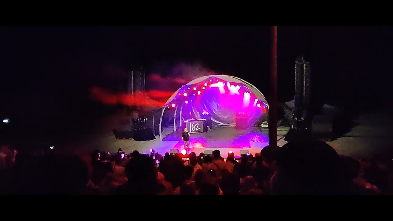 Ares - Alice (LIVE @ Amsterdamse Bostheater) - YouTube