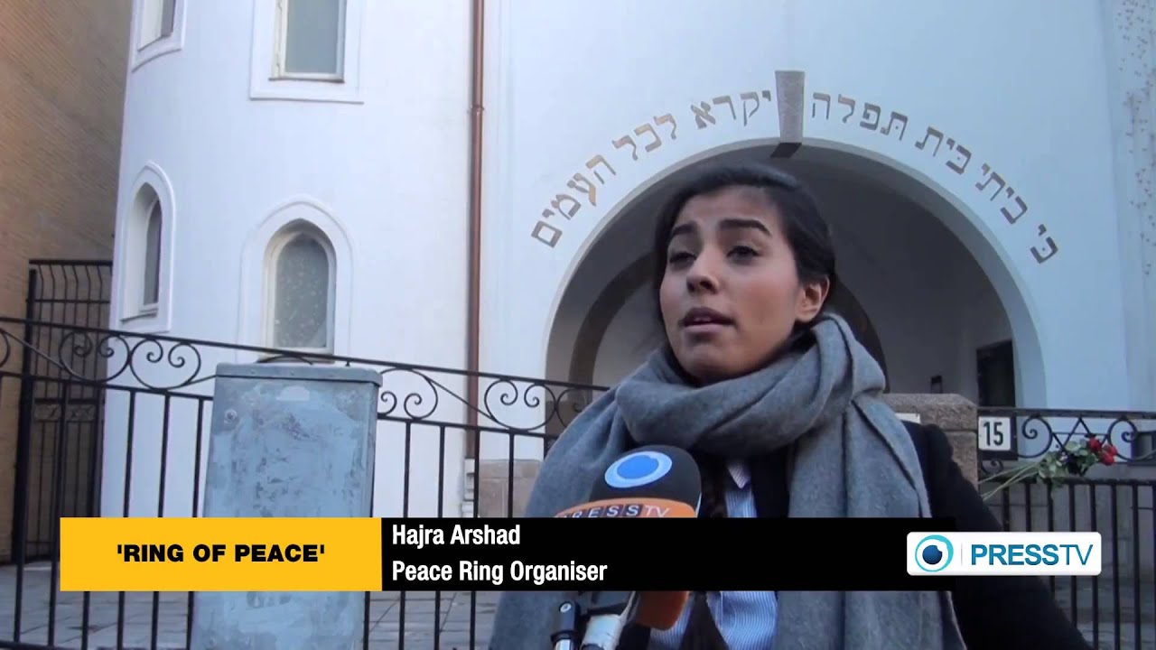 Norwegian Muslims form ring of peace around synagogue - YouTube
