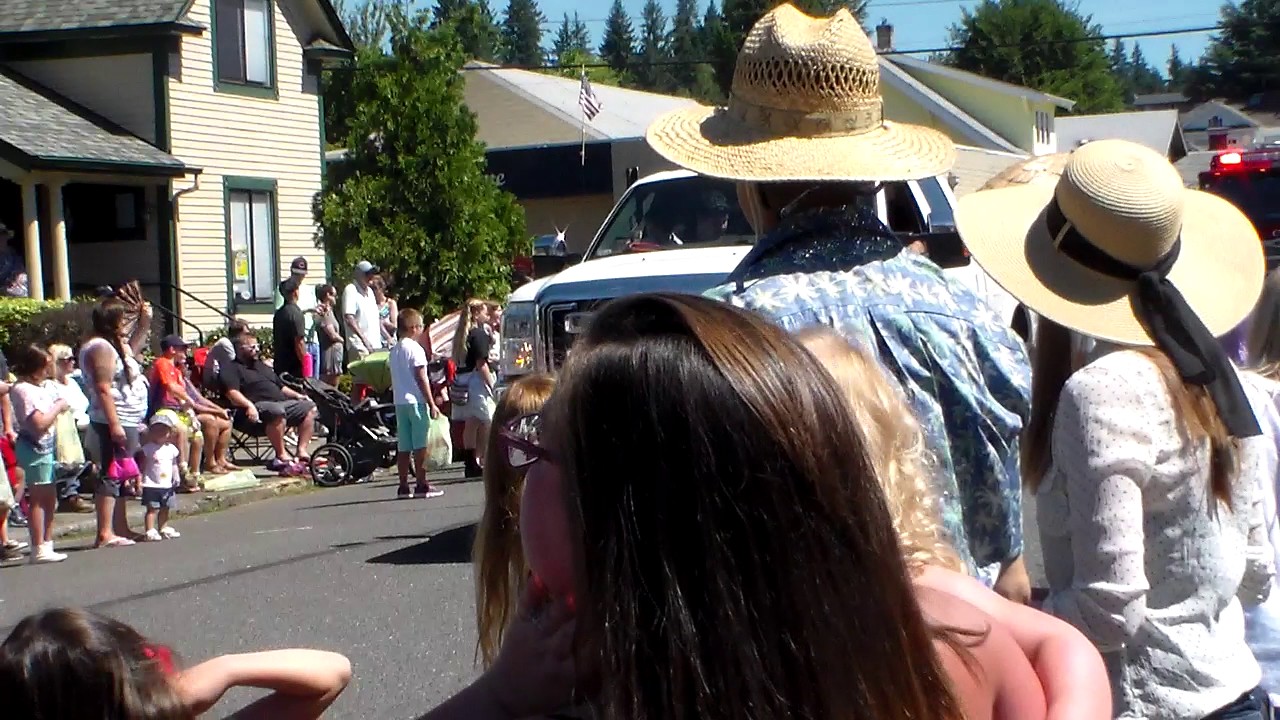 Camas Days Parade 2017 2 - YouTube