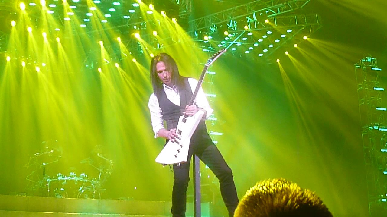 Trans-Siberian Orchestra "Christmas Jam" 12-8-2016 Moline - YouTube