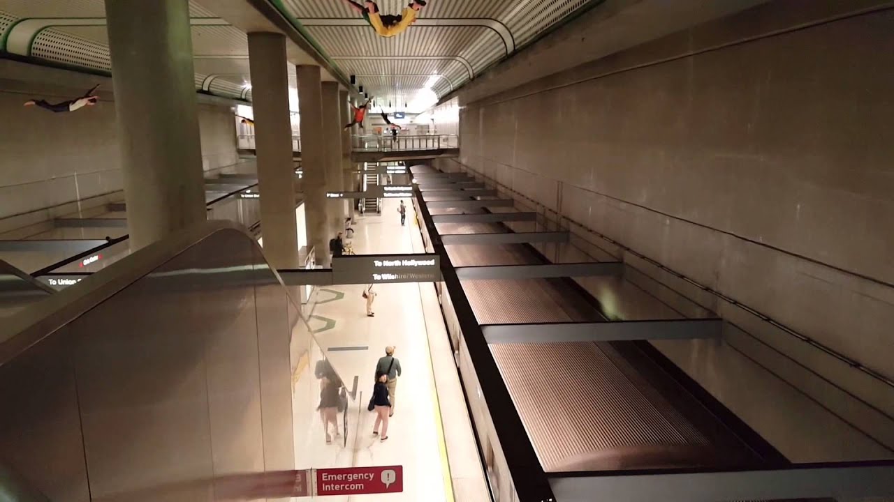 L.A. Metro Red Line Trains Arriving And Departing - YouTube
