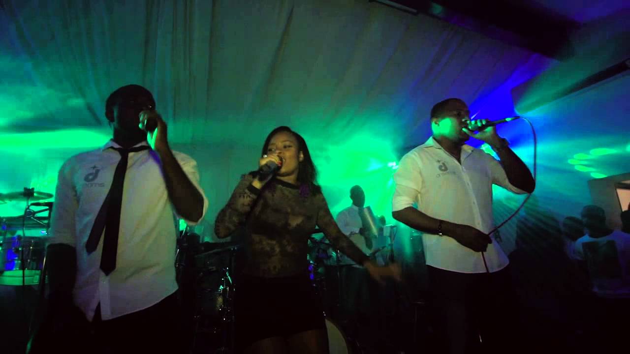 Dreams - Bedtime Story Ft. Ray Lauffer (Live @ Bananas) - YouTube