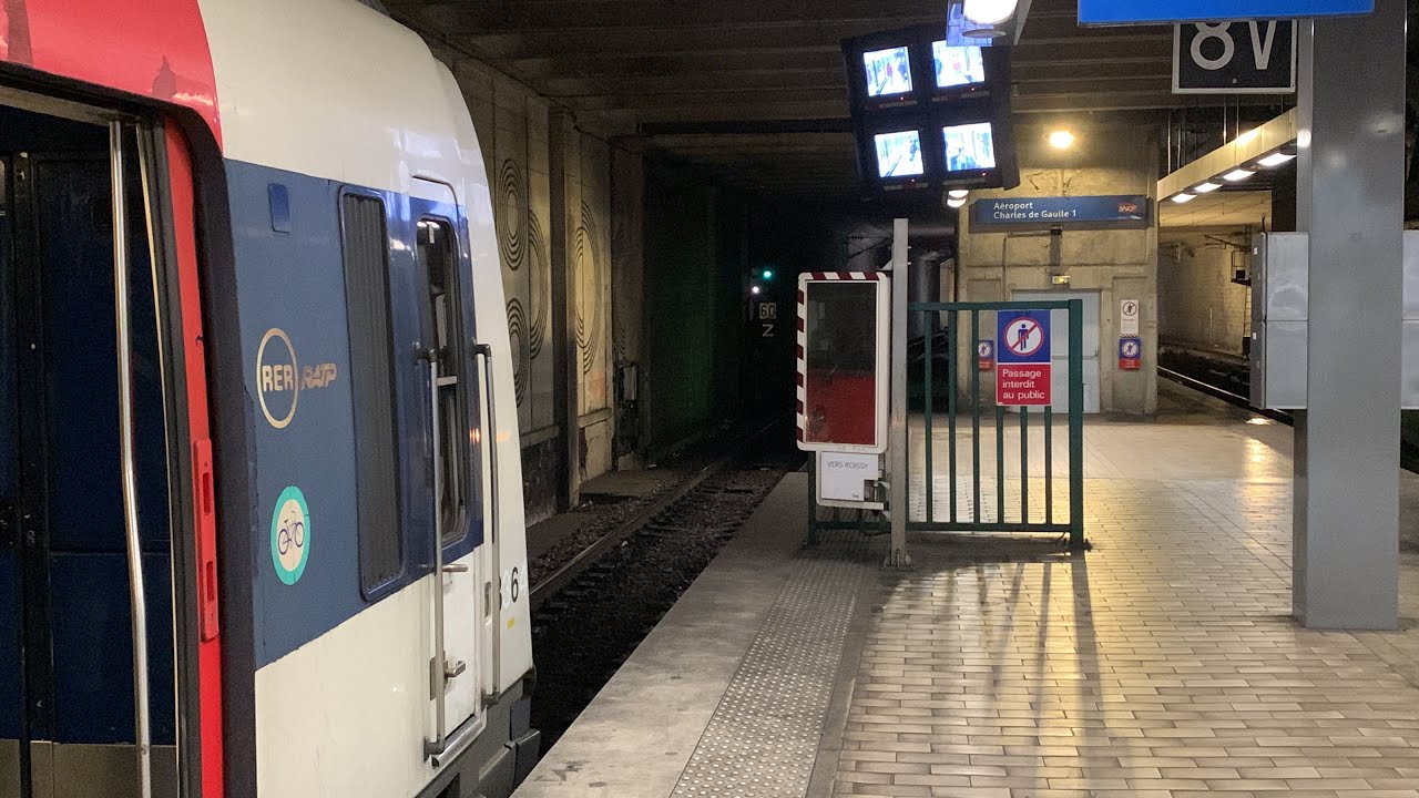 RER-B MI84/MI79 en gare de Tremblay-en-France Aéroport Charles de ...