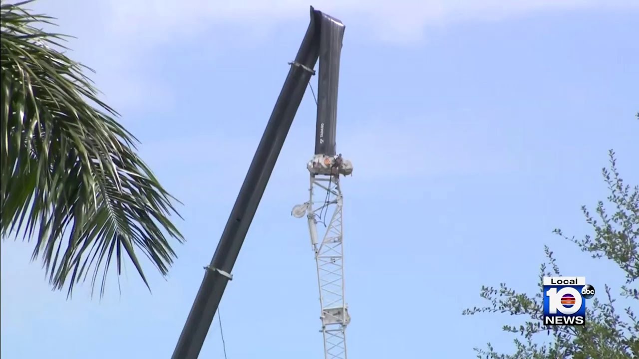 1 killed, 4 injured after crane falls on construction workers at Mercy ...