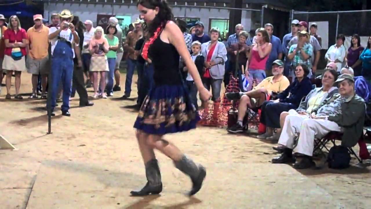 FlatFooting (Sugar Hill) - YouTube