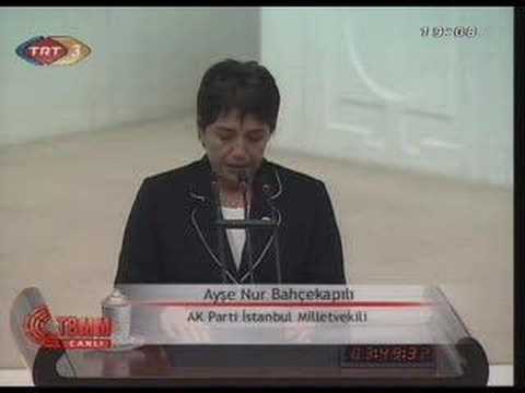 TBMM Yemin töreni 23 dönem Ayşenur BAHÇEKAPILI