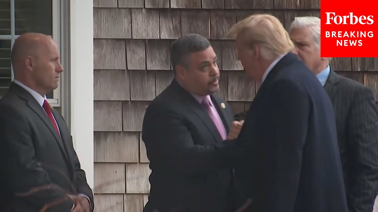 BREAKING NEWS: Trump Attends Wake Of Fallen NYPD Officer In Massapequa ...