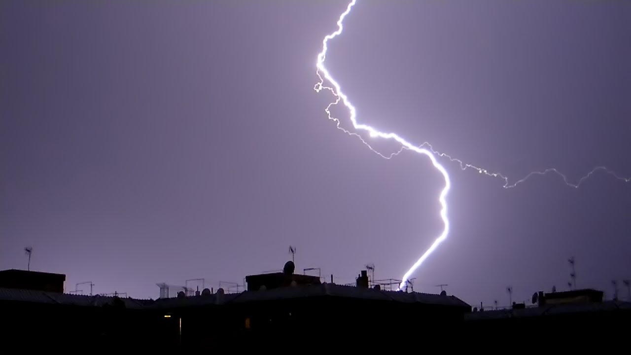 Tormenta - Rayos en Maspalomas (Gran Canaria) - YouTube