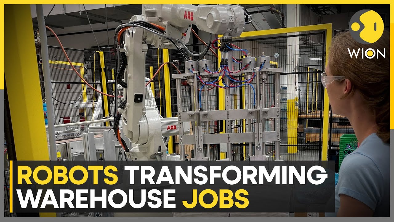 AI-powered warehouse Robot: Tech revolutionising warehouse logistics ...