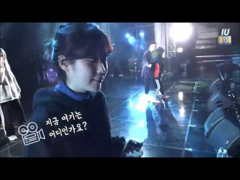IU was dancing to BTS ? #PaletteTour in Busan