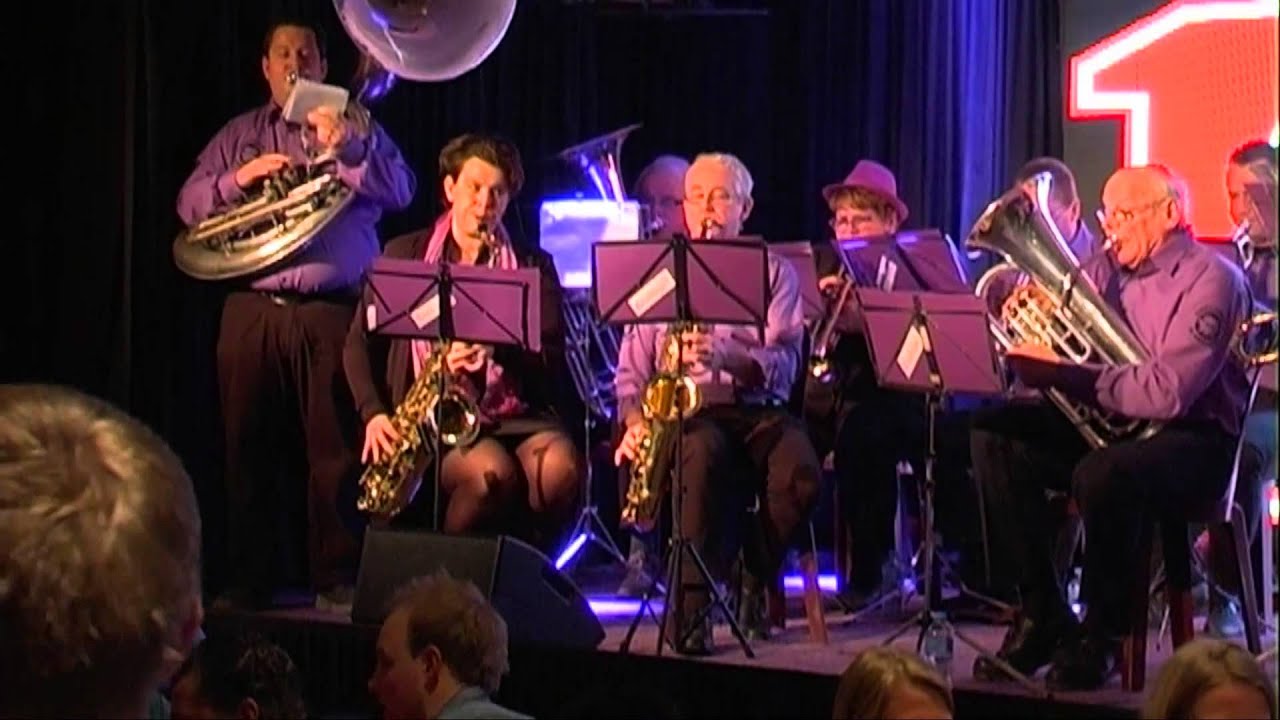 Jubileum Rooi Tesneuzik - YouTube