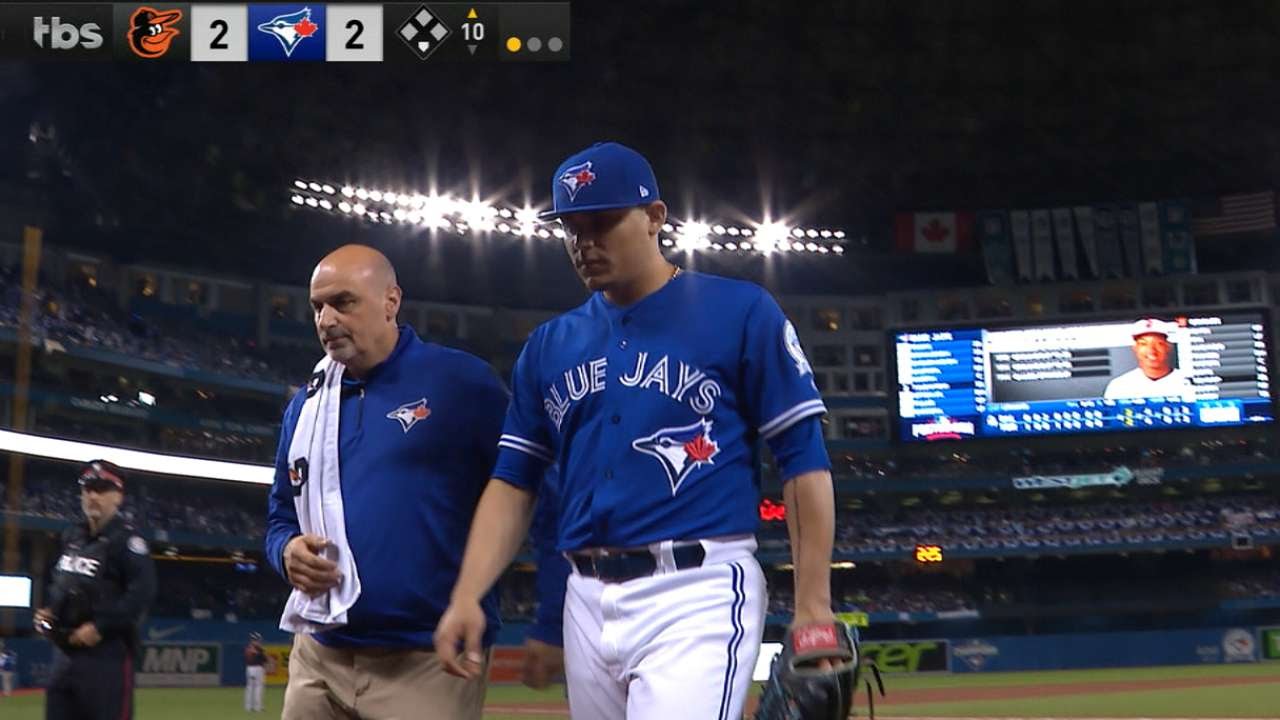 AL WC: Osuna leaves the game in the 10th inning - YouTube