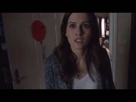 Paranormal Activity 5 : Ghost Dimension - Scène inédite :  Leila en 1992