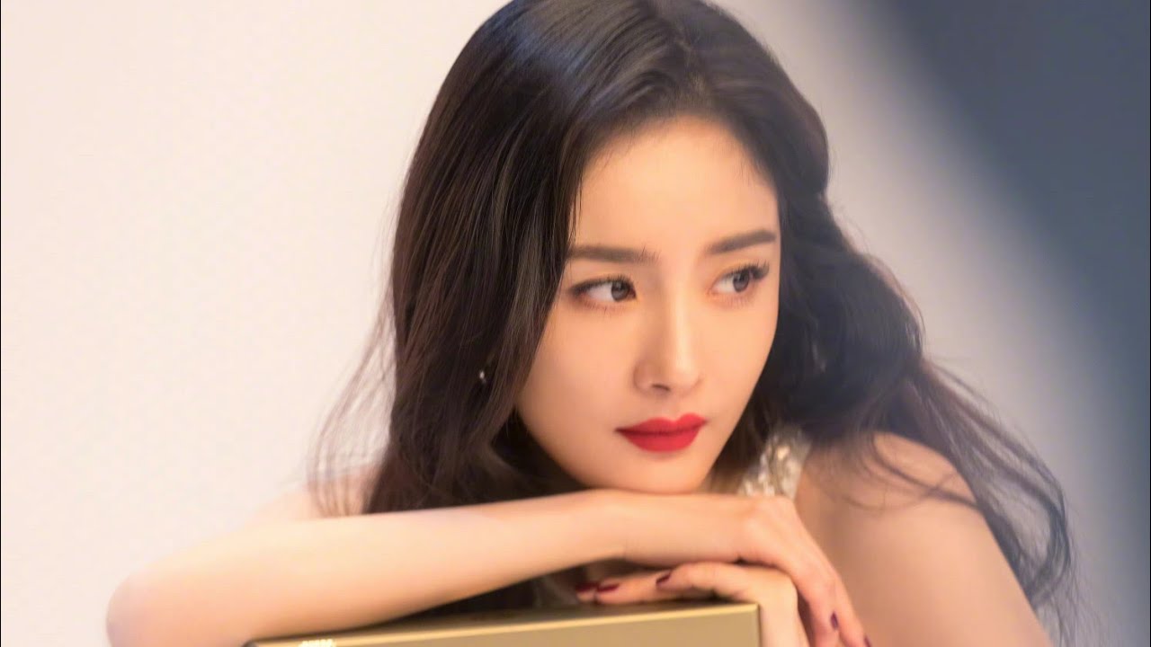 Yang Mi × So Figaro 2023 March Issue 2nd Preview 杨幂SoFigaro中文版2023三月刊预告 - YouTube