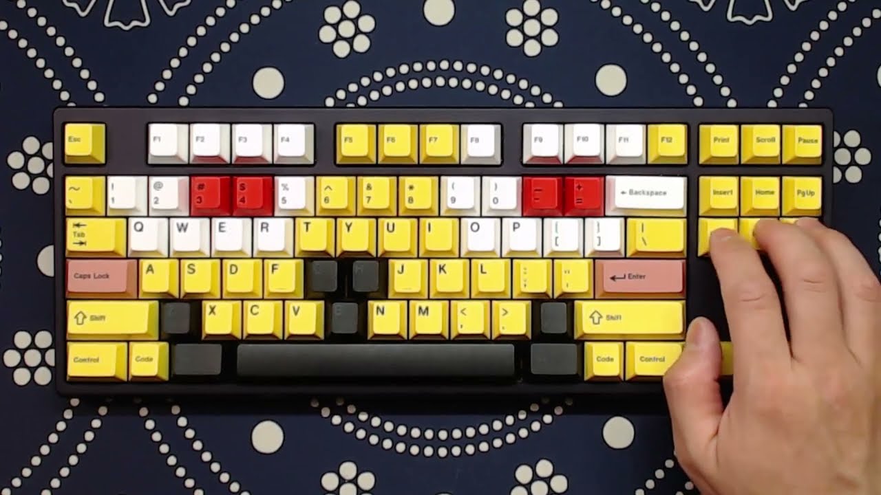 Geonworks Frog TKL - Typing Test - Half Plate FR4 w/ Mamba Switches ...