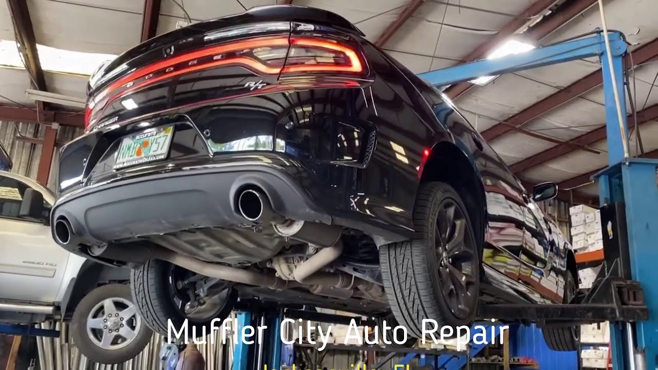 2019 Dodge Charger RT: Single chamber V tube mufflers - YouTube