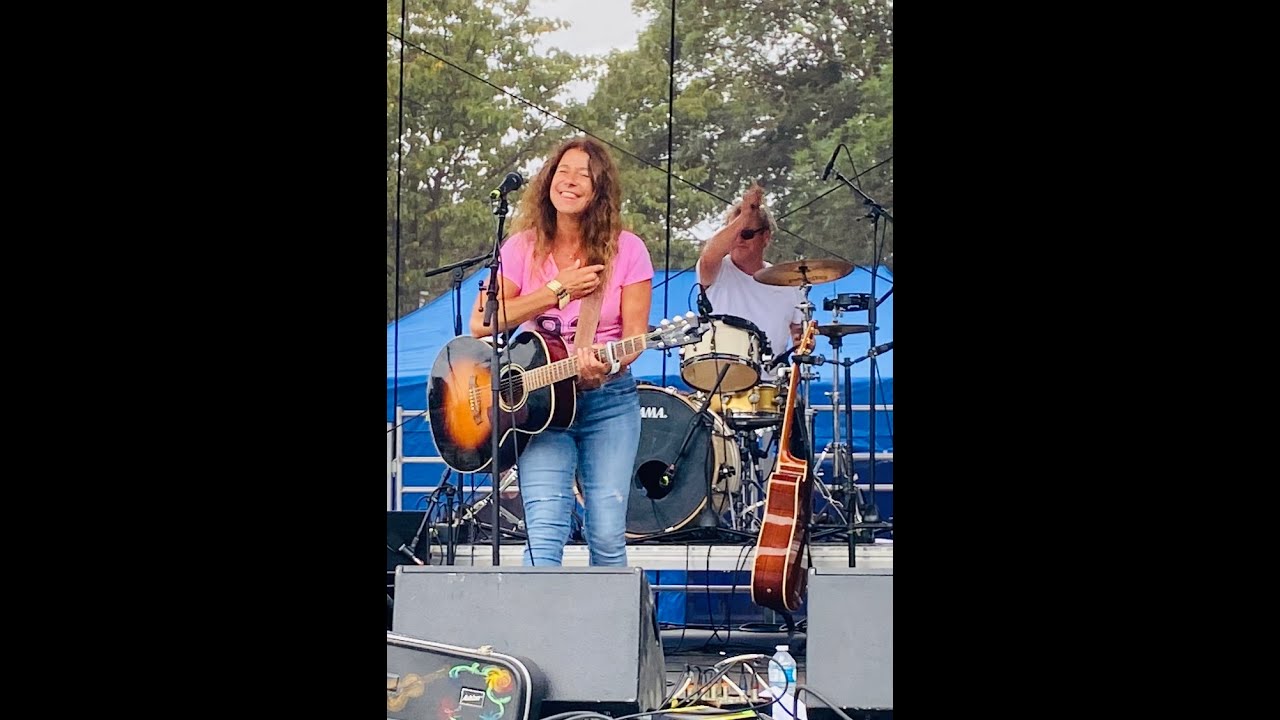Lexie Green - Live Wisbech Rock Festival 2024 - YouTube