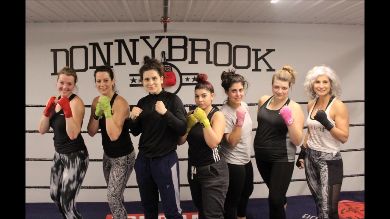 Women's Boxing Class - YouTube