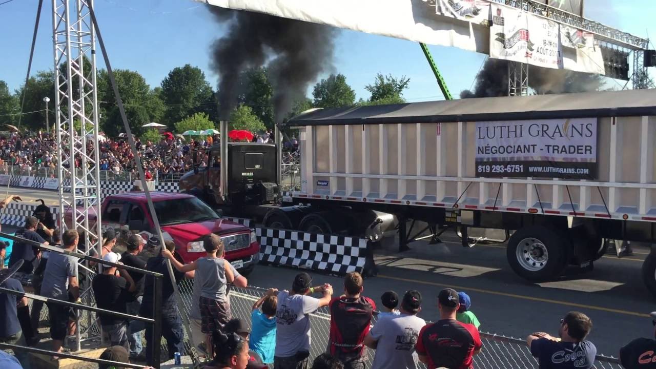 Martin Filiatreault VS Mario Banville - YouTube