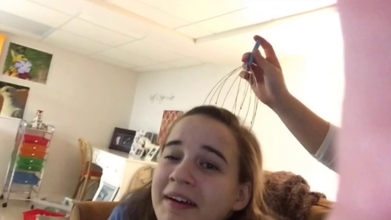Head massage reactions - YouTube