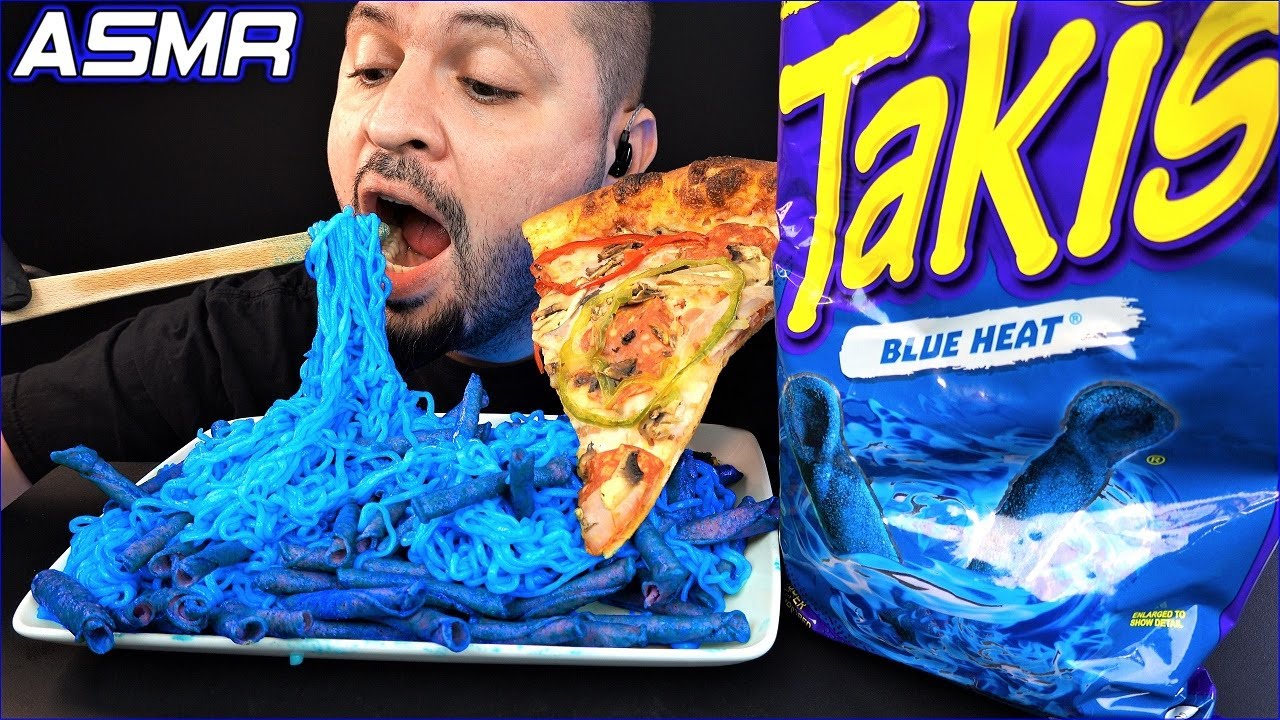 [ASMR] Blue Heat Takis Fire Noodles & 🍕 MUKBANG 🇷🇴 - YouTube