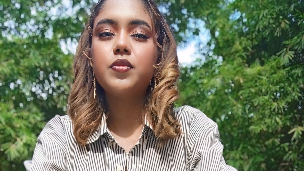 Y esta sí es personal - La'Fer - YouTube