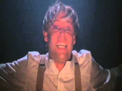 Renfield Laugh - Dracula dead and loving it 1995