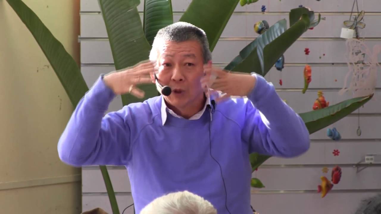 Beekeeping with Francis Ling - YouTube