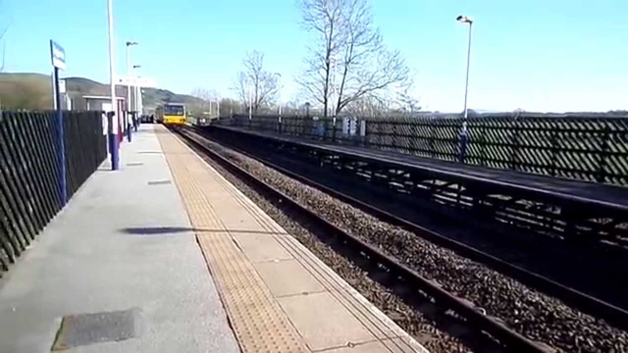 Giggleswick railway station, North Yorkshire - YouTube