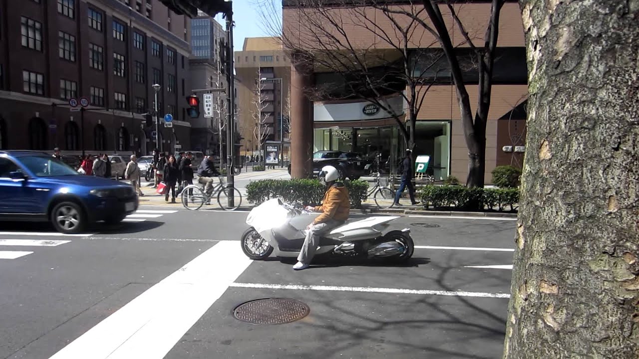 Lowered Hydraulic Scooter - YouTube