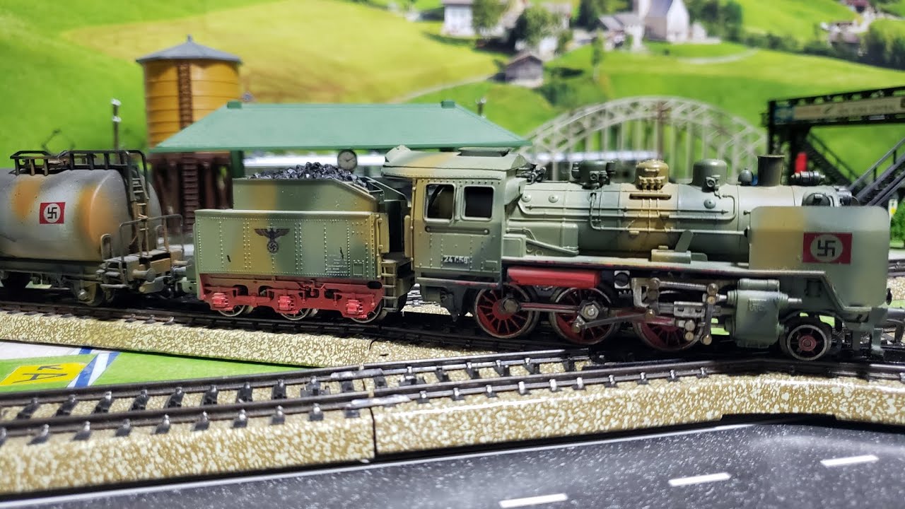 WW2 Weathered Marklin Train MAD Toy Emporium - YouTube